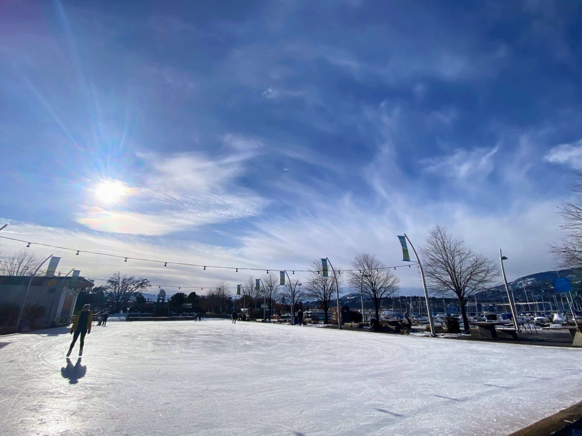 ケロウナ近郊のアイススケートリンクまとめ 【インドア・アウトドアも！】 | ケロウナ info.jp